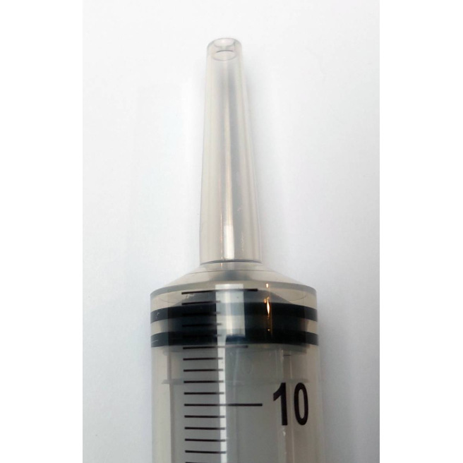 Seringue pour administrer un produit liquide en bouche à un cheval